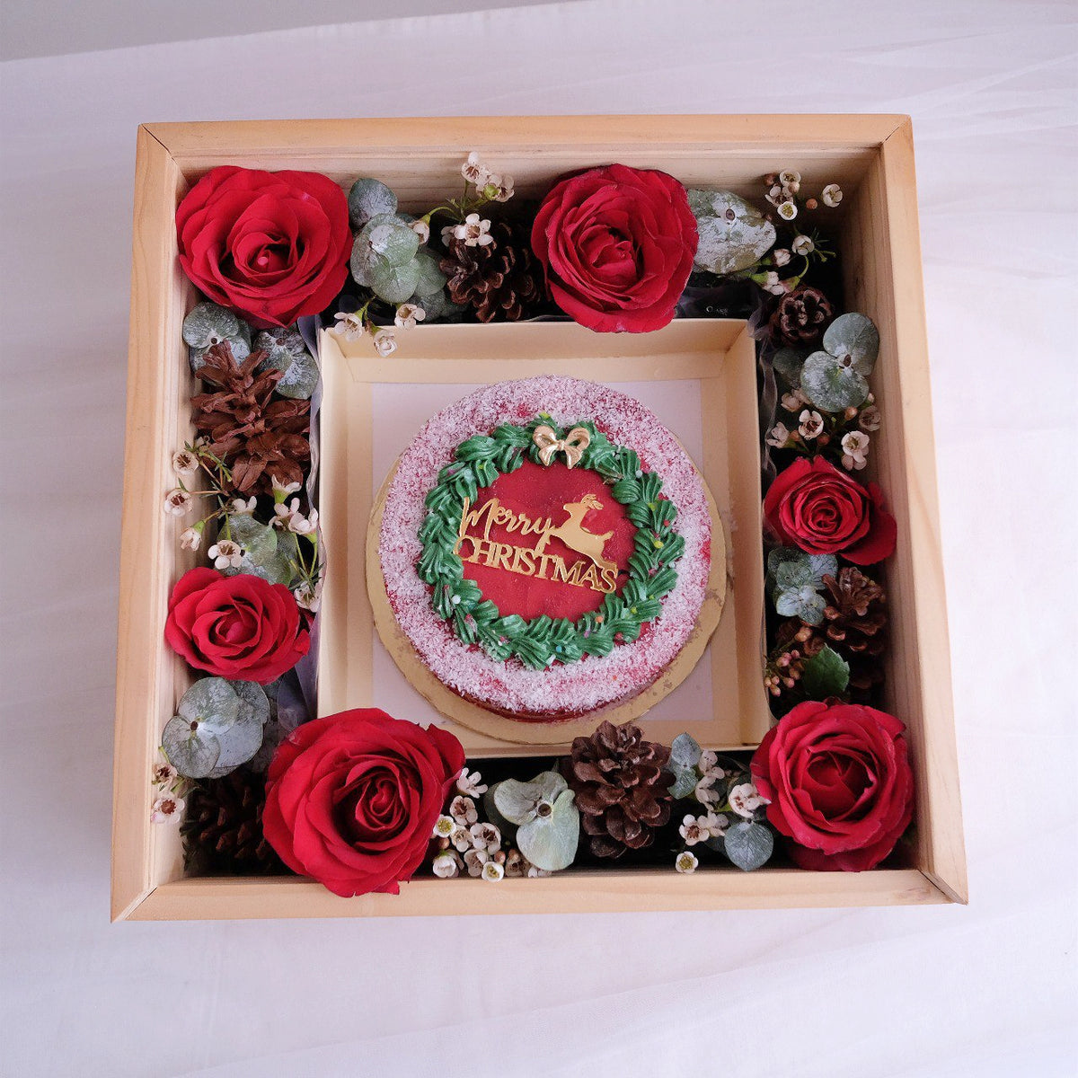 Christmas Cake Bloombox – Flowerstory